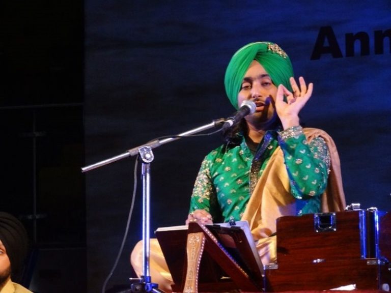 Biography Of Satinder Sartaj - SikhHeros : Chronicles of Culture, News ...