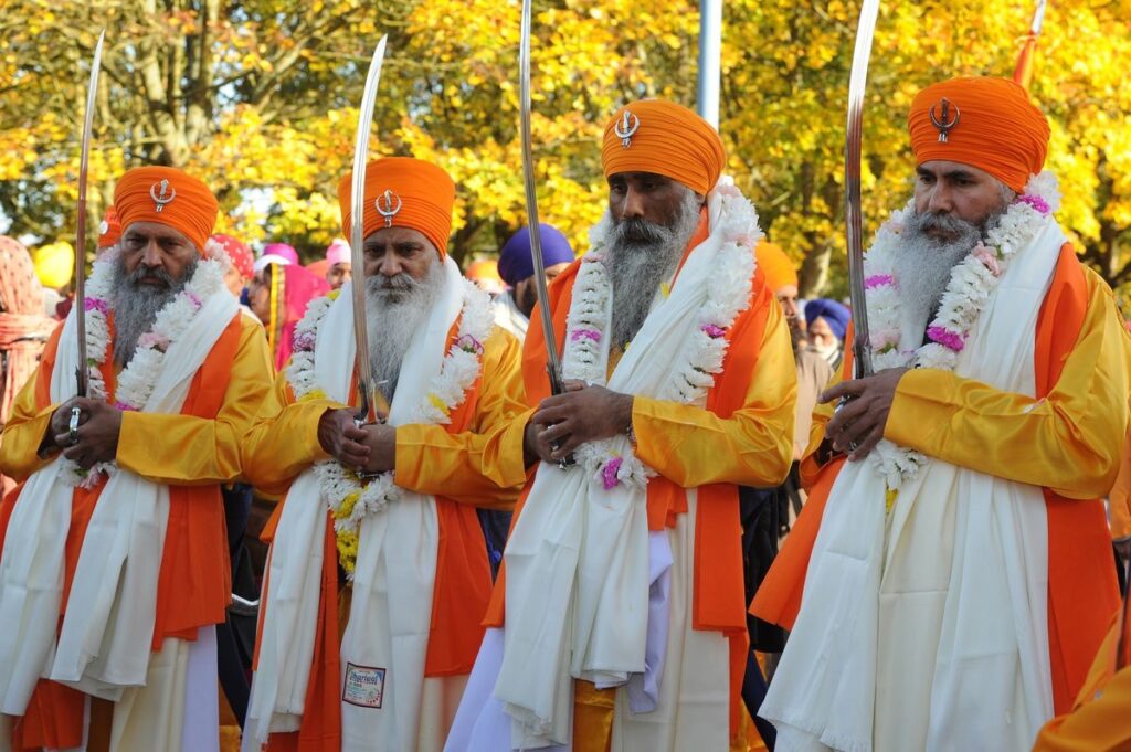 Best 10 Help Tips for attending Nagar Kirtan in Sikh Community - SikhHeros : Chronicles of ...