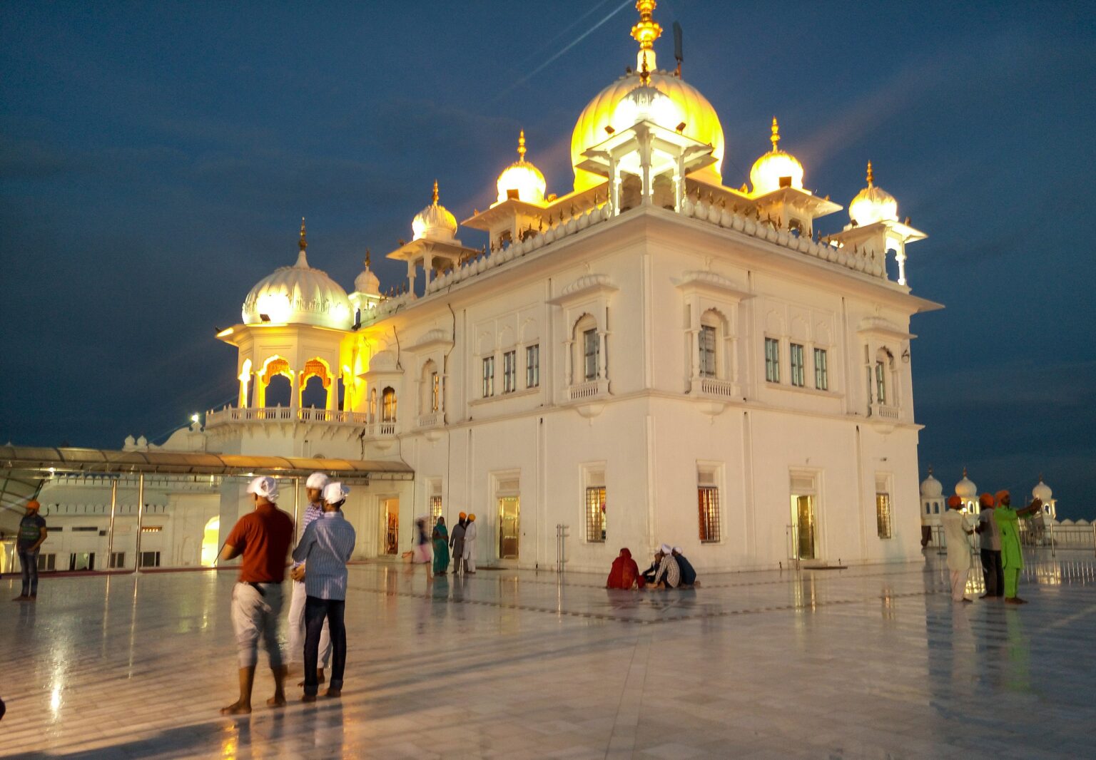 Chaur Sahib: A Loving Wave in Sikh Devotion – SikhHeros : Chronicles of ...