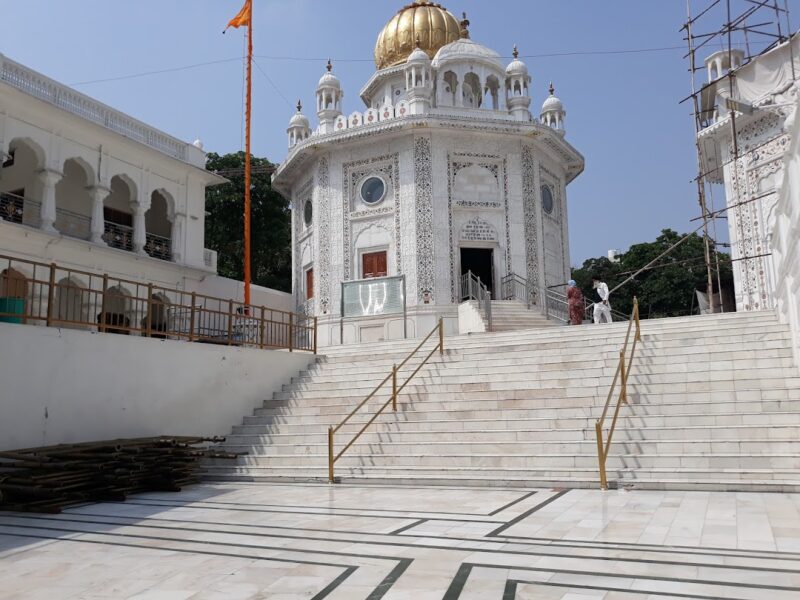 15 Historical Gurudwara in Amritsar For A Sikh Pilgrimage - SikhHeros ...