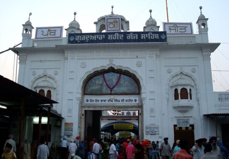 15 Historical Gurudwara in Amritsar For A Sikh Pilgrimage - SikhHeros ...