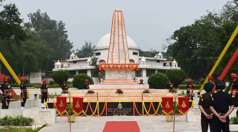 The Sikh Regiment: Highest Decorated in Indian Army - SikhHeros ...