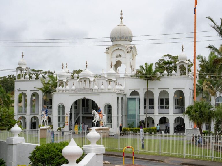 Guru Nanak Sikh Temple at Woolgulga in Australia - SikhHeros ...
